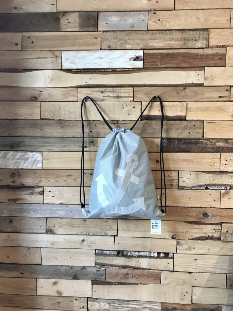 backpack :: anker :: grau*weiß – groesserfetterbreiter